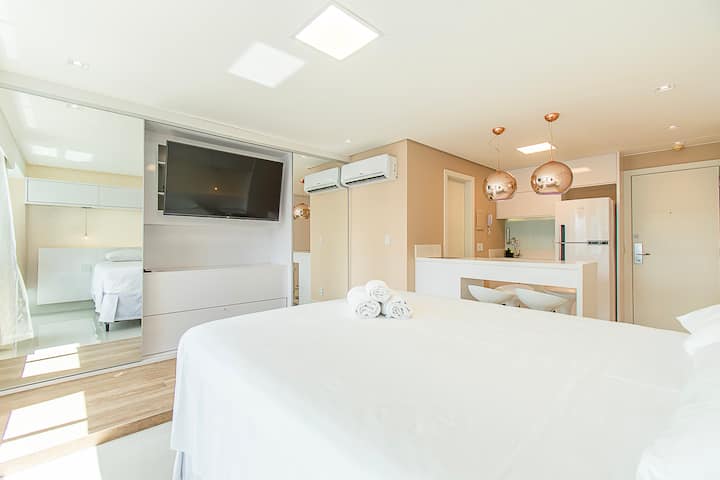 Charmoso Estúdio Na Asa Norte - Wifi, Garagem - Brazil