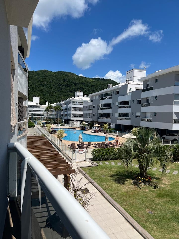 Apto Com Vista Para O Mar A 200m Da Praia - Florianópolis