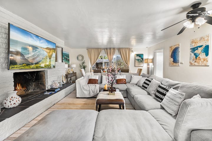 Spacious, Lux King Bed, Ranch Style, Prime Area - San Diego, CA