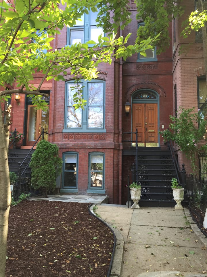 Historic Victorian Capital Hill - Washington, D.C.