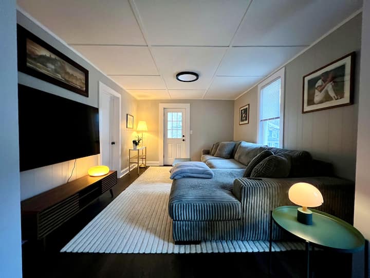 Spacious Retreat 10 Mins From All Star Village - Oneonta, NY