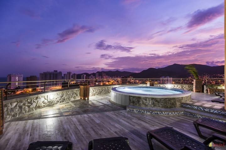 Apto • A 3&nbsp;Cuadras De La Playa • Con Terraza - Santa Marta, Colombia