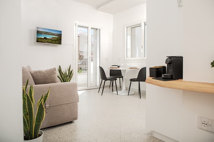 Design & Comfort | Your Perfect Stay In Olbia - Olbia
