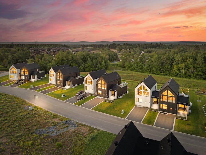 Sofa Villas - Ski / Bike / Hike+ - Quebec