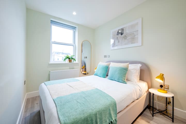 Elegant Urban Escape In Angel - London