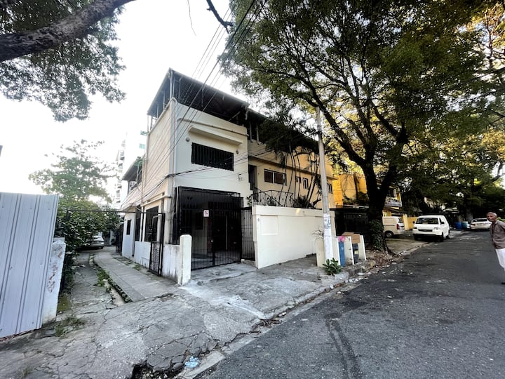 Cómodo Apartamento Cerca Del Mar - Santo Domingo