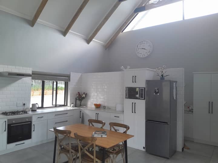 Home @ No.2 - Howick