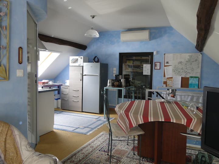 Loft Douillet Dans Maison De Caractère En Berry - Bourges