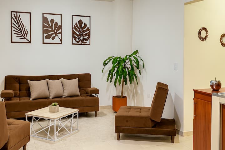 House+4br+wifi+close Dowtown+washer And Dryer - Cali