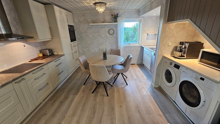 3 Bedroom Peaceful Home @Airport - Råholt