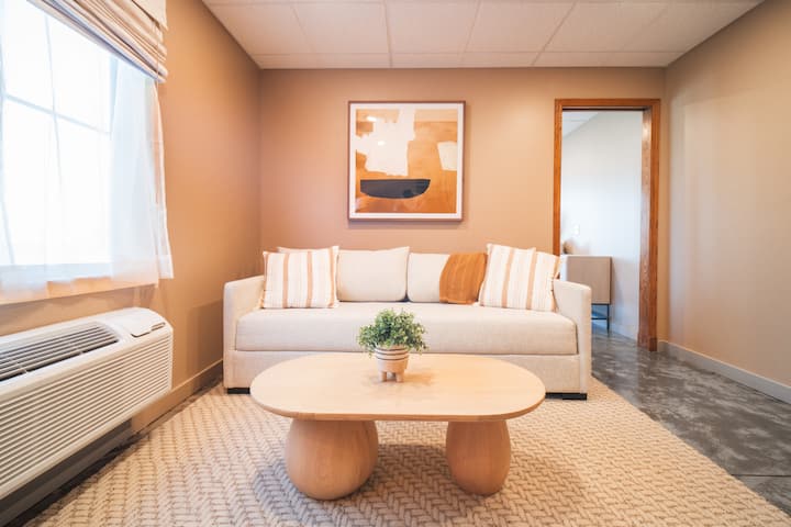 Renovated! Room At Bayshore Resort - Put-in-Bay, OH
