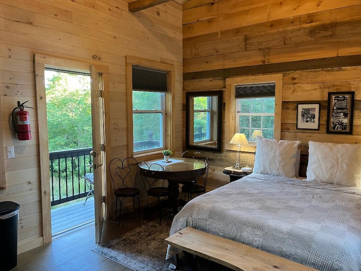 Kilimanjaro Cabin @ Base Camp - Vermont