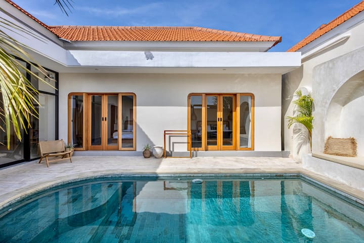 Brand New Casa Hola - Australia