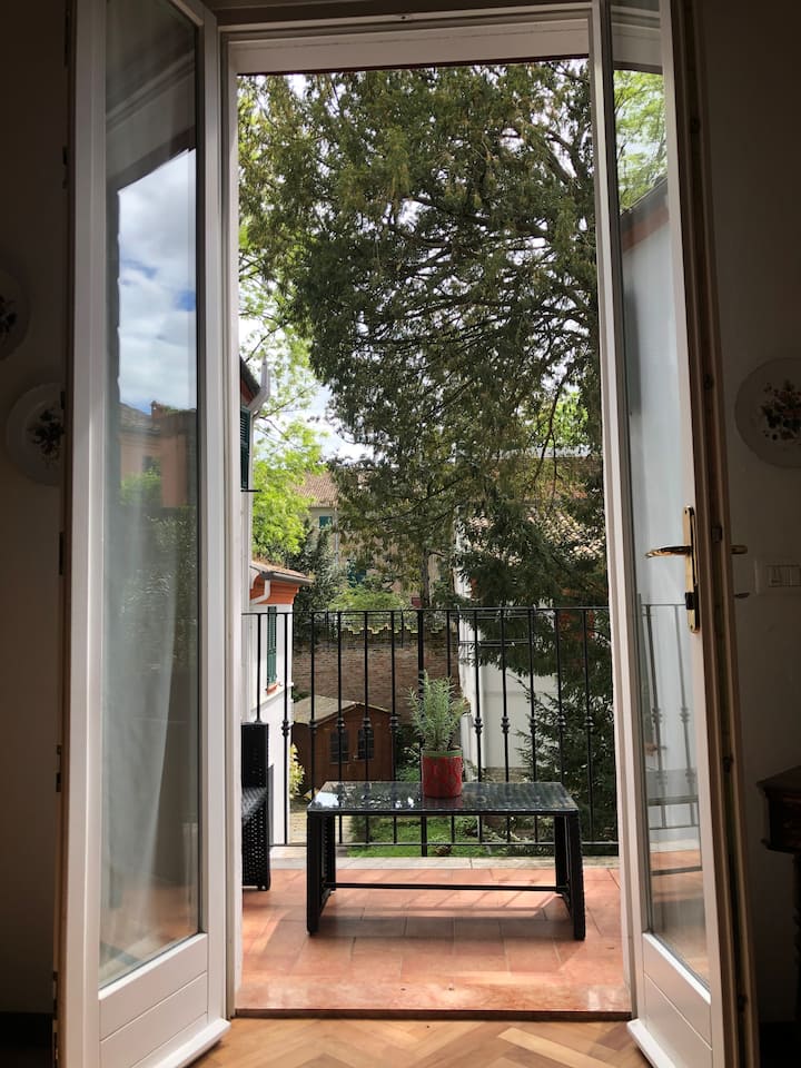 Palazzo 1500 Frescobaldi - Piano Nobile X 5 - Ferrara