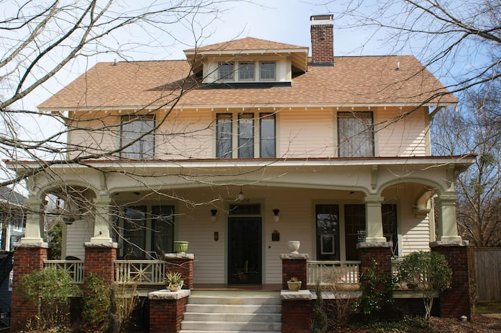 Welcome To Lida House: Luxury Historic Home & Pool - Durham, NC
