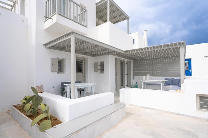 Ilios New 2b/d House In Naousa - Paros