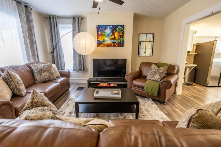 Children's Hospital Downtown: 3br/2ba, Sleeps 8 - Columbus, OH