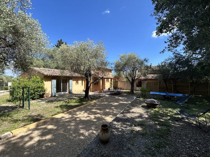 Maison Au Calme à 5min Du Village - 8 Couchages - Grasse