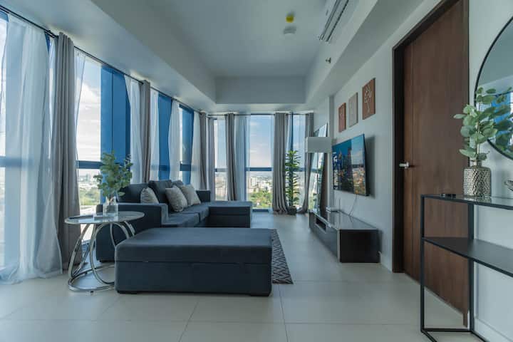 Panoramic 1br In It Park W/ Wifi, Gym & Pool - Cebu City