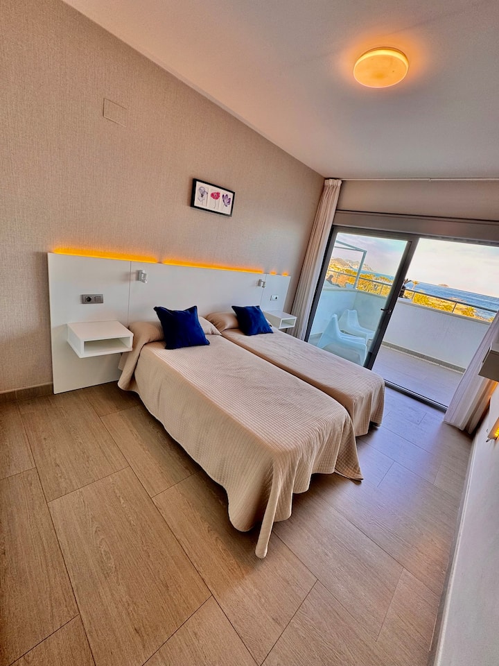 Apartamento Frente Al Mar De 2 Hab - Solo Adultos - Villajoyosa