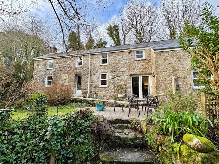 Charming Seaside Cottage With Beautiful Gardens - Saint Just