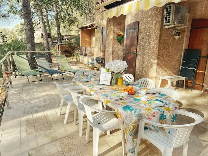 Villa "La Pinède" à Sanary, Vacances Familiales - Bandol