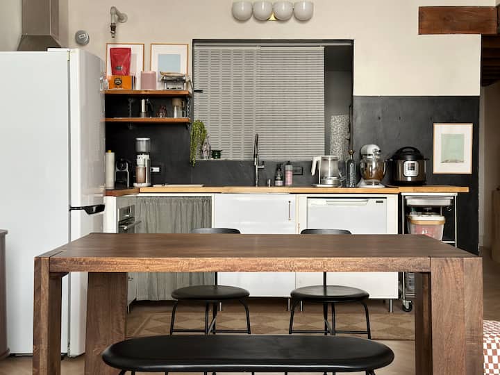 Designer's Loft In Soma - San Francisco, CA