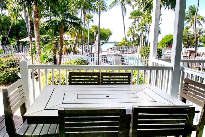 Crystal Waters - 2/2.5 Villa - Duck Key, FL