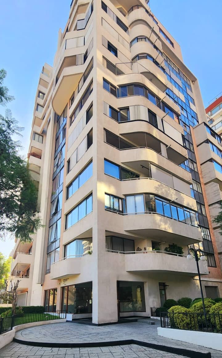 Seguro Y Conectado En Las Condes - Santiago