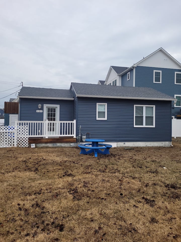 Cute & Cozy Private Cottage - Wildwood Crest