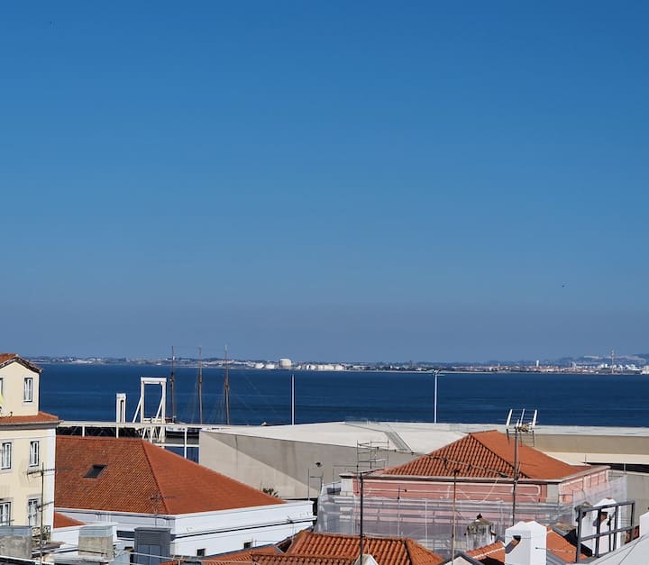 Home4u S. Miguel - Alfama