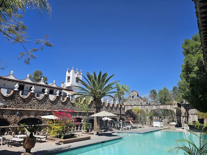 Bamboo Cuarto Doble #102 Hacienda La Pitaya - Querétaro