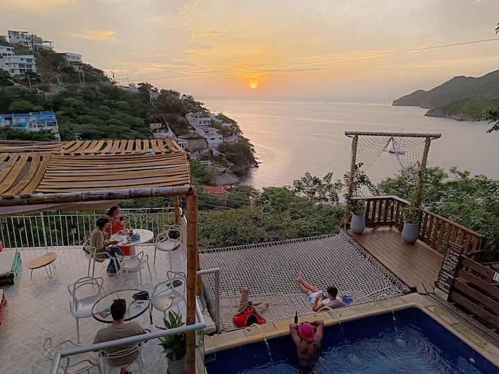 Habitación Doble Climatizada |Tayrona Color Hostel - Taganga