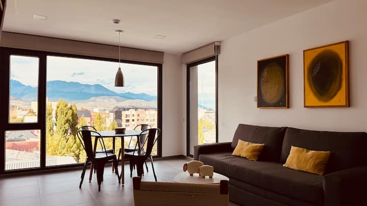 Home Comforts: Andes Mountains Panoramic Views - Ushuaia