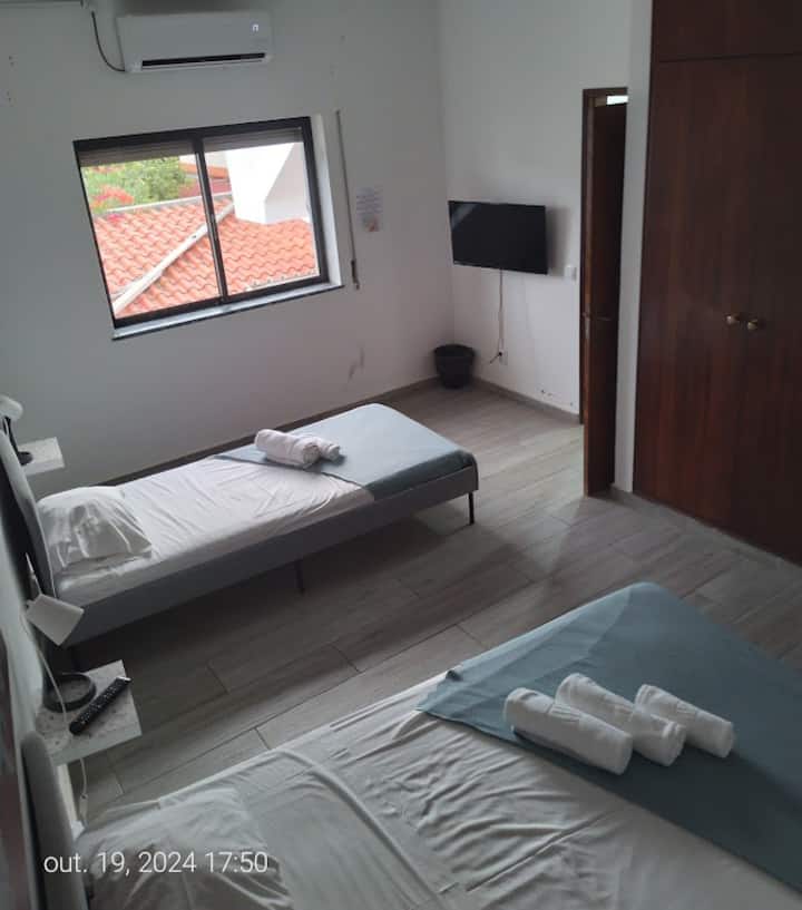 Nuya Room! Nearest Stay To Faro Airport - Faro