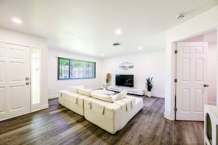 Private Pool｜stylish 4br Gem E#42354 - Elk Grove