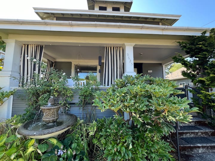 Old World Luxury In The City. - Portland, OR