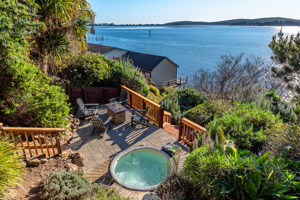 Spring Lily Cottage! Magic ON Bodega Bay! Hot Tub! - Houses for Rent in ...