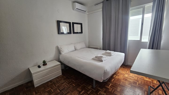 Estudio Junto A Gran Via Centro - Madryt