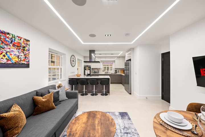 Ideal For Work Stays | 4bed 4bath | Free Parking - Reading