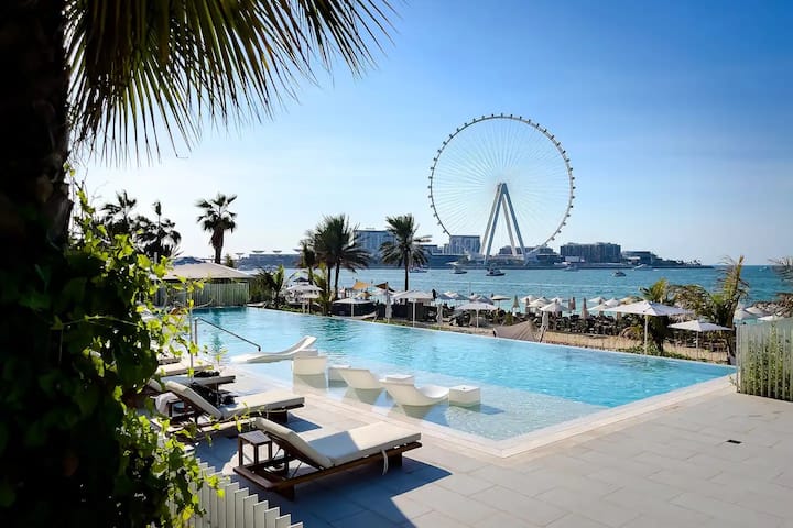 Stylish 1bdr Apartment, Infinity Pool & Beach - Dubai