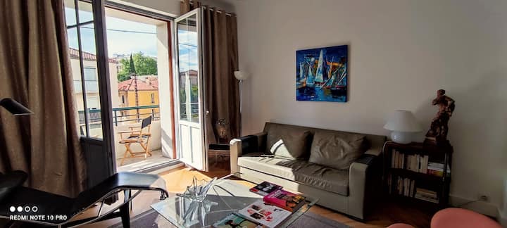 Magnifique 70m2 Central, Climatisation Et Balcon - Aix-en-Provence