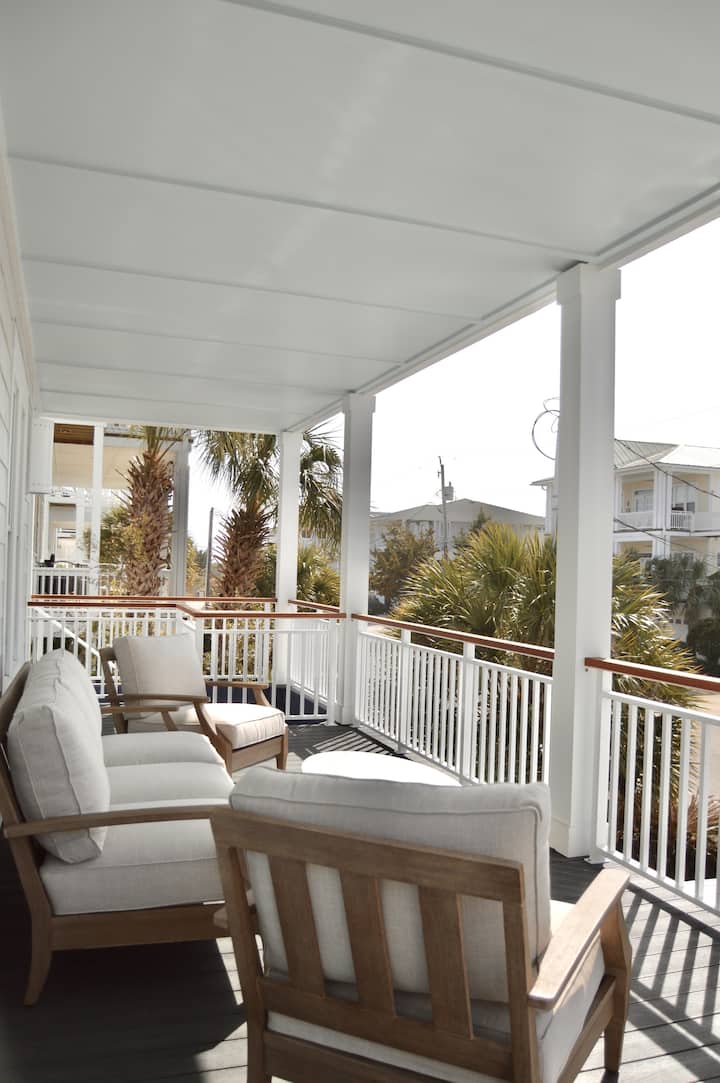 Locals Casa - Wrightsville Beach, NC