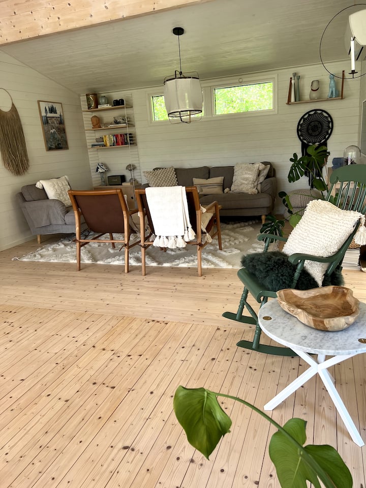 Lyxigt Sommarhus Med Bubbelpool Nära ÖRegrund - Östhammar