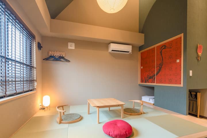 Near Sensoji & Skytree | Lofted Modern Tatami<402> - Asakusa