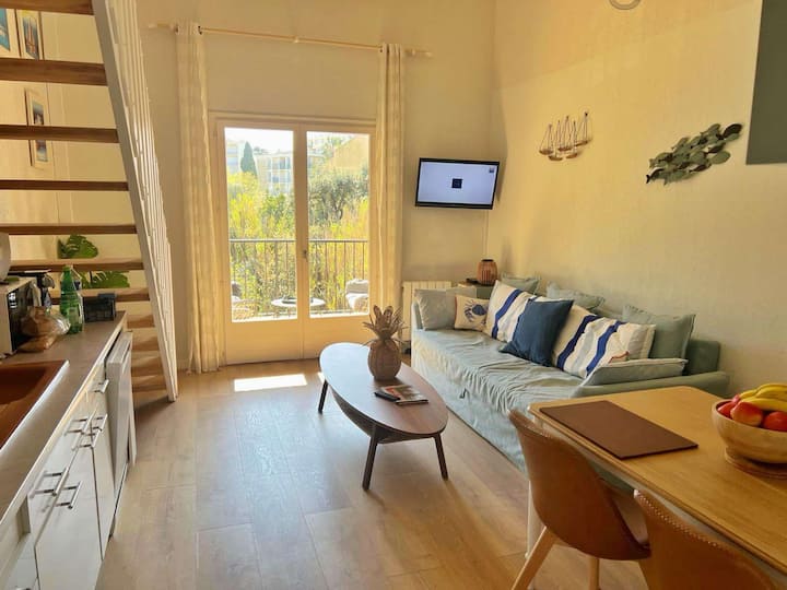 Jolie T2 Mezzanine Avec Clim - Presqu'ile De Giens - Giens