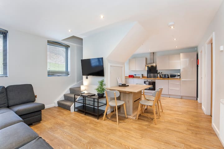 City Apartments - 2 Monkbar Mews - York, UK