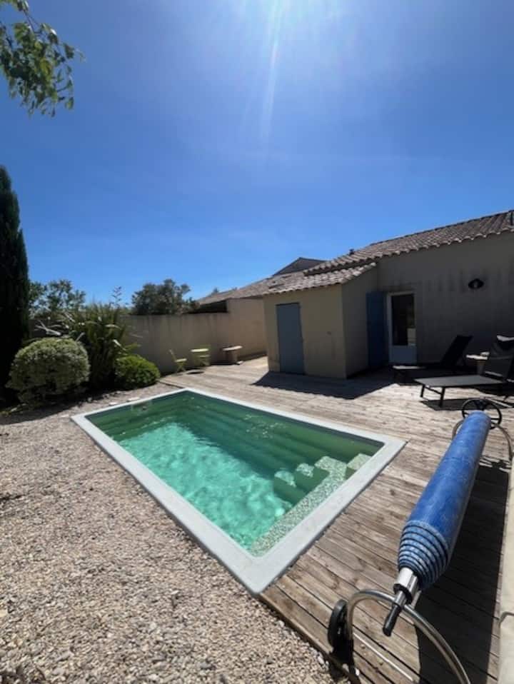 Un Petit Cottage En Provence - Graveson