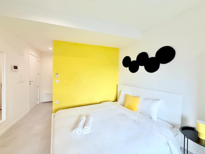 Sé Braga Studio Collection By Perpetual Relax - 1b - Braga