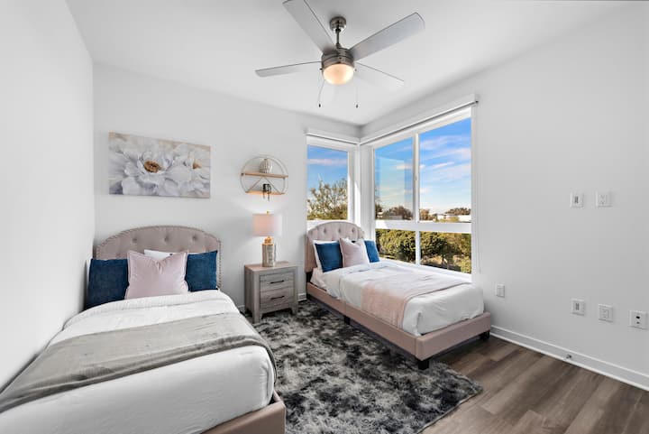 Spacious 3br Home Near Disneyland/central Oc - Seal Beach, CA